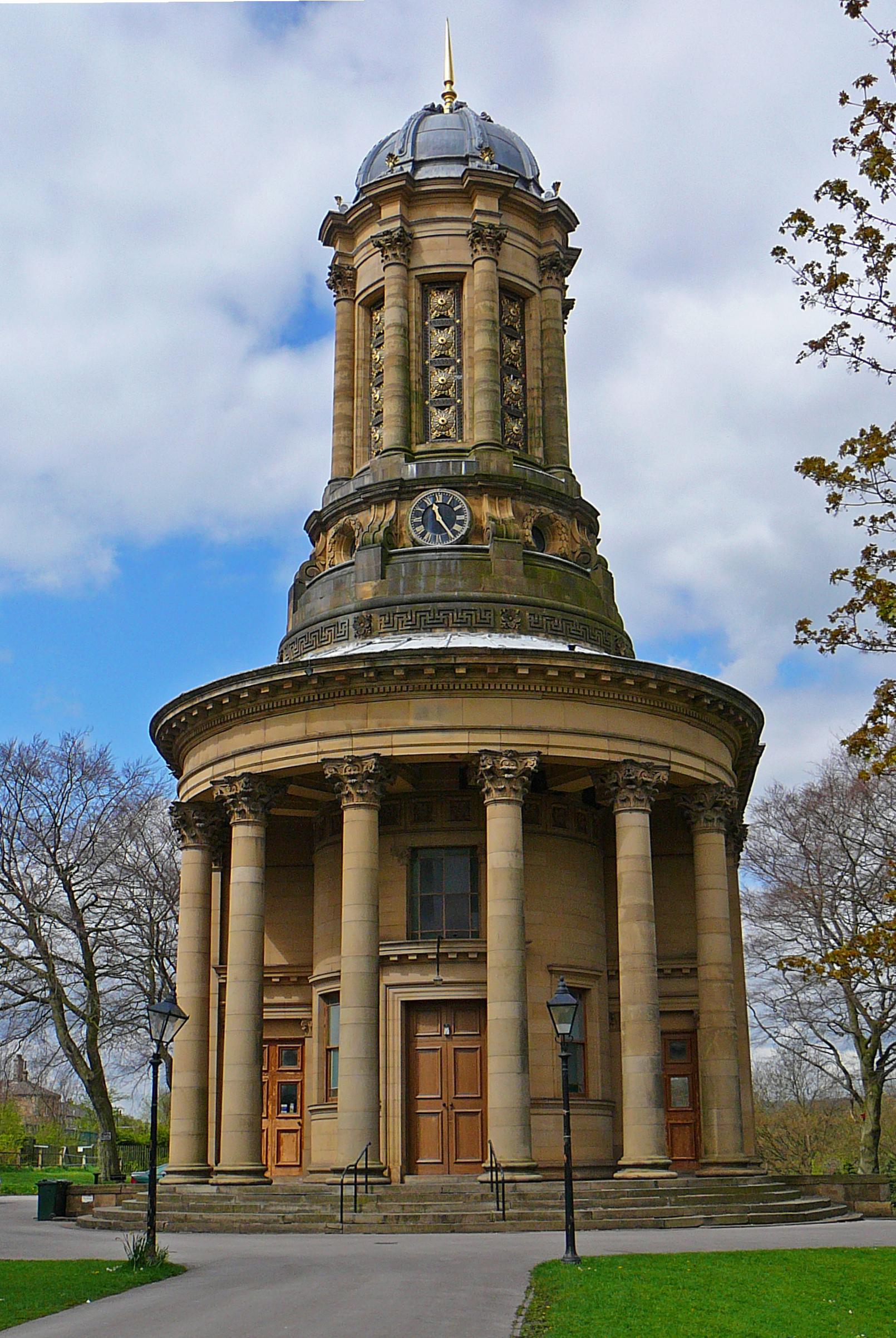 Saltaire United Reformed Church | National Churches Trust