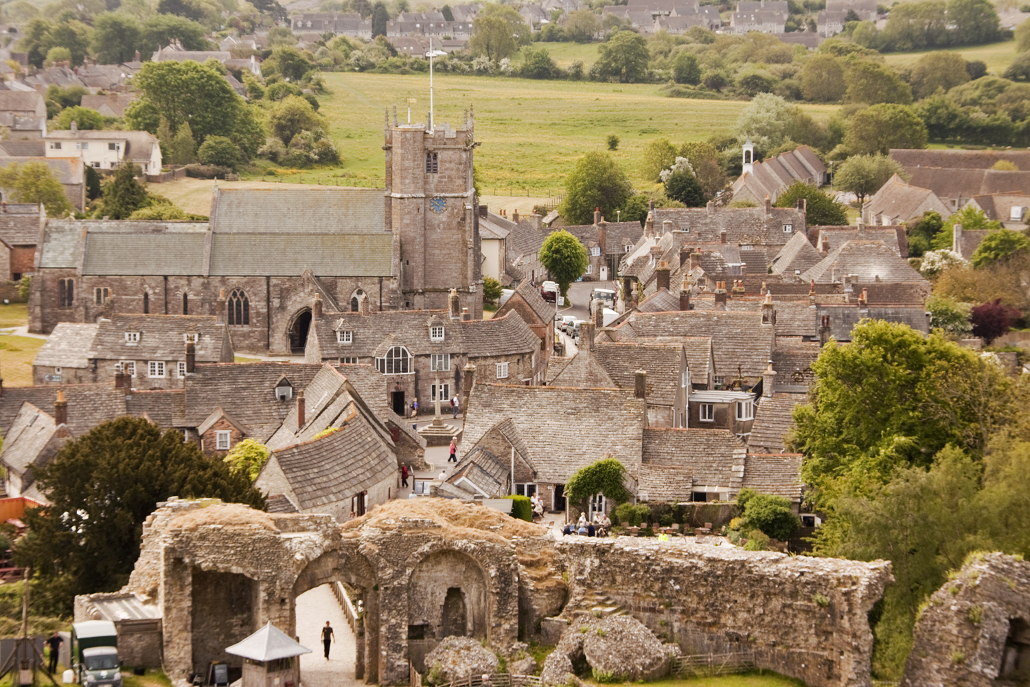 Corfe Castle St Edward, King & Martyr | National Churches Trust