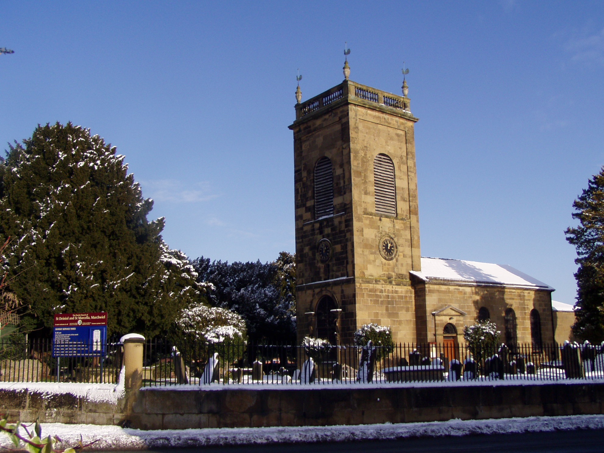 Marchwiel St Deiniol & St Marcella | National Churches Trust