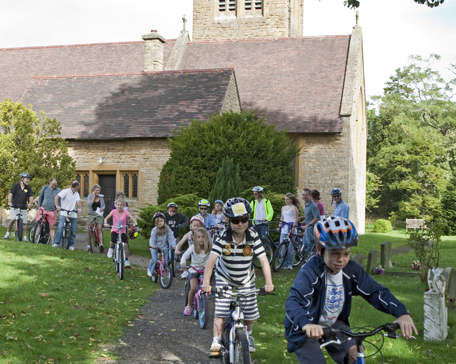 Ride + Stride for churches | National Churches Trust