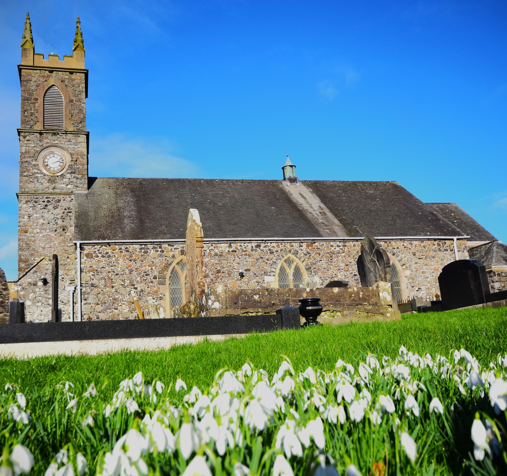 Spring flowers | National Churches Trust