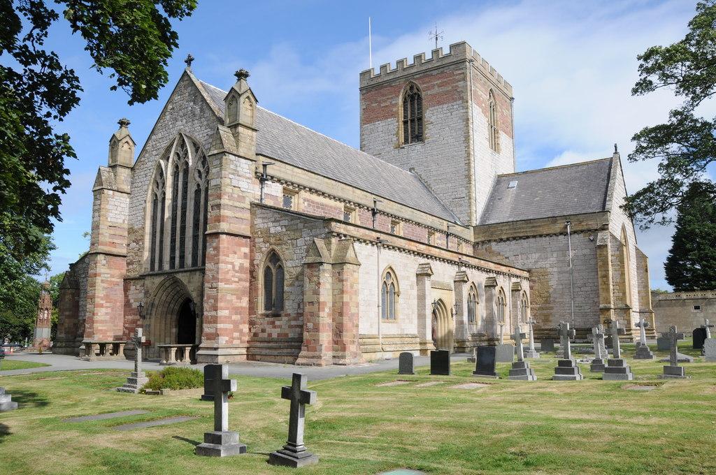Tea & tour of St Asaph Cathedral | National Churches Trust
