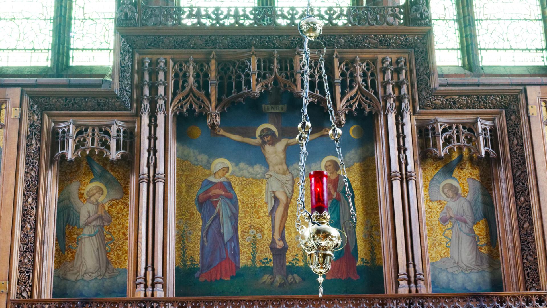 Discover the best historic churches to visit in Greater Manchester