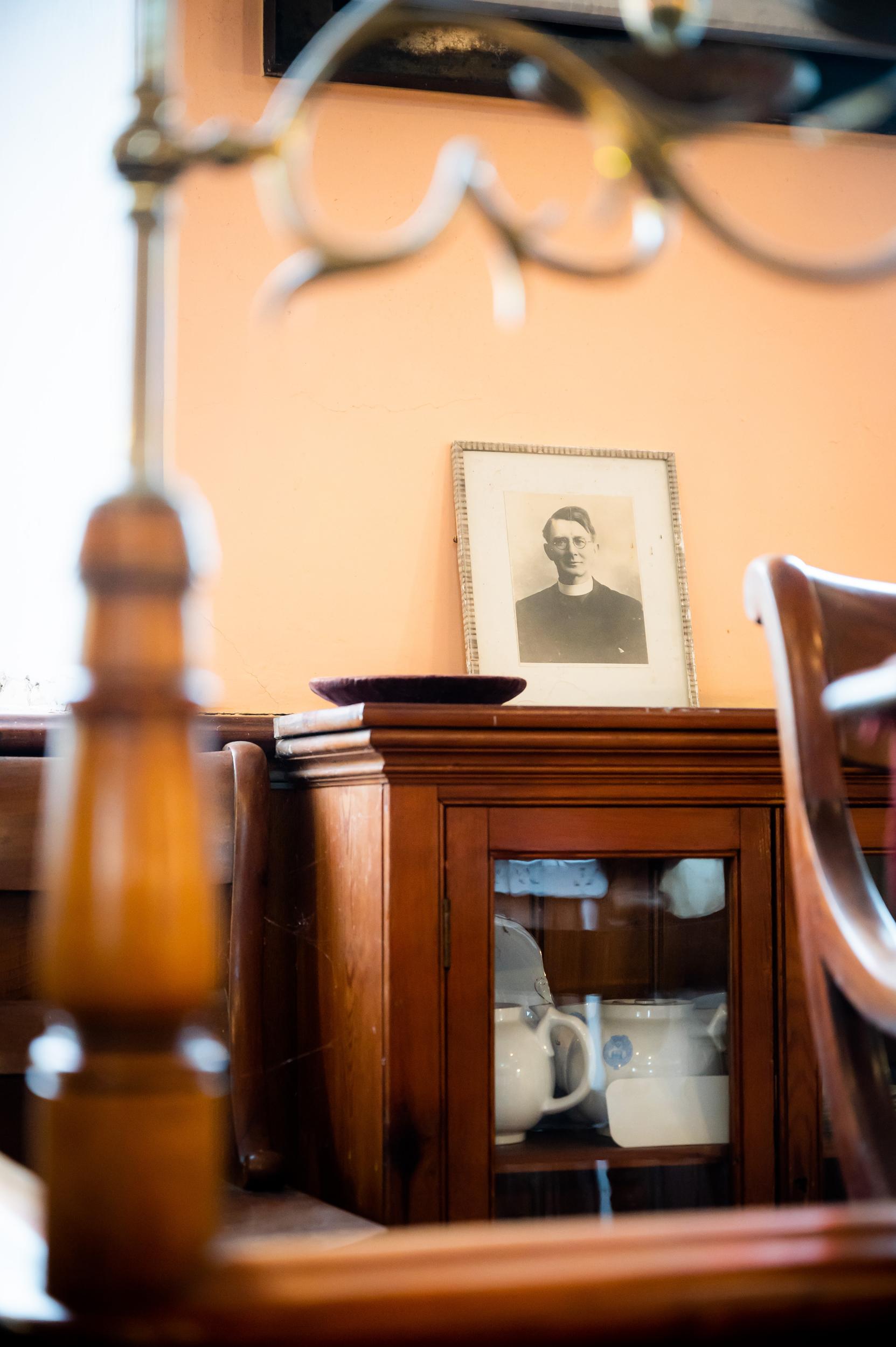 Online, text and contactless giving | National Churches Trust