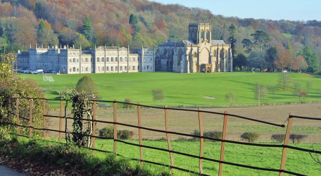 Milton Abbas Milton Abbey | National Churches Trust