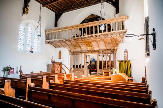 Parts of a church : inside : features : altar, windows, etc